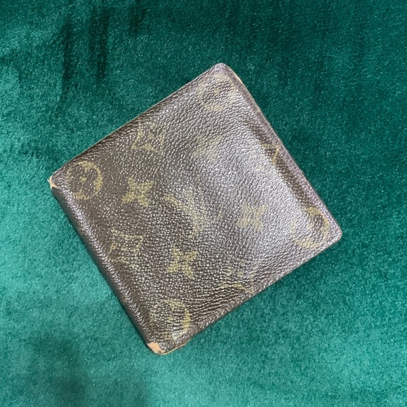 Louis Vuitton | Bags | Lv Mono Bifold | Poshmark